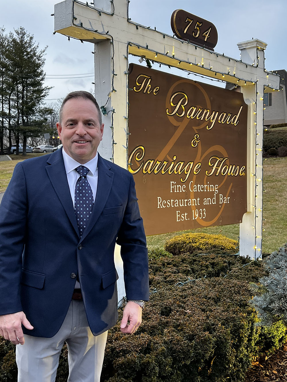 NJ Motion Picture & Television Commission - Spotlights, LOCATION REPORT: THE BARNYARD AND ...